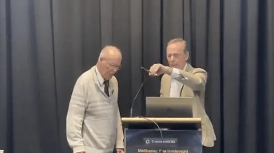 Watch: Methane is an irrelevant Greenhouse Gas.Dr Tom Sheahens NZ ...